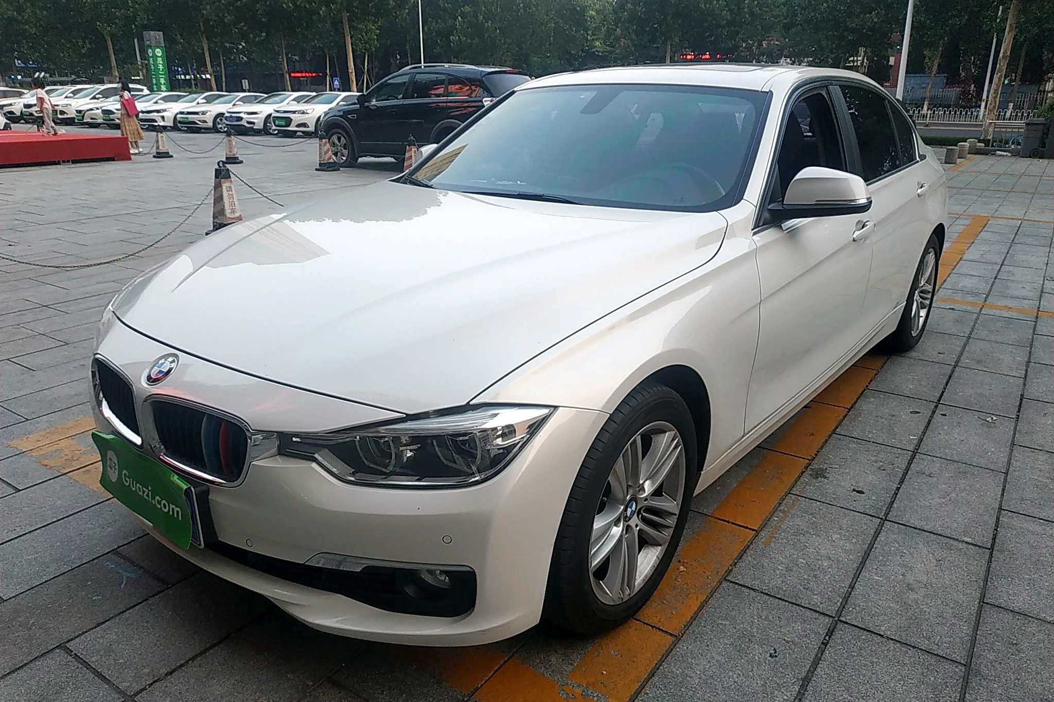 宝马2016款320li,2021款宝马320,2016款宝马525_大山谷图库