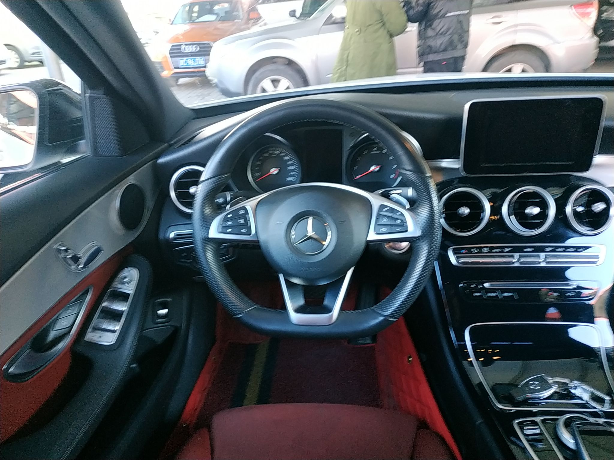 天津二手奔驰C级 C200 2018款 2.0T 自动 运动版 (国Ⅴ) -第一车网